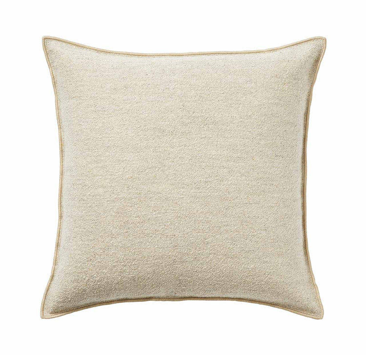 Alberto Cushion Nougat